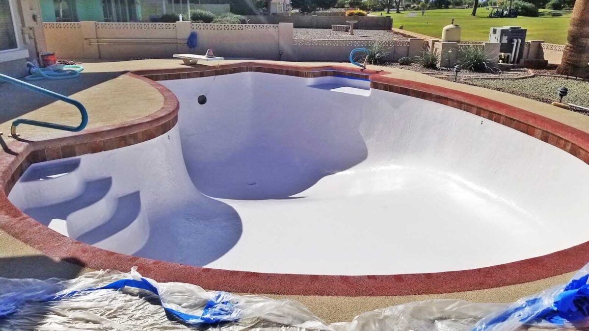 Innovative Pool Plastering Techniques for a Modern Look